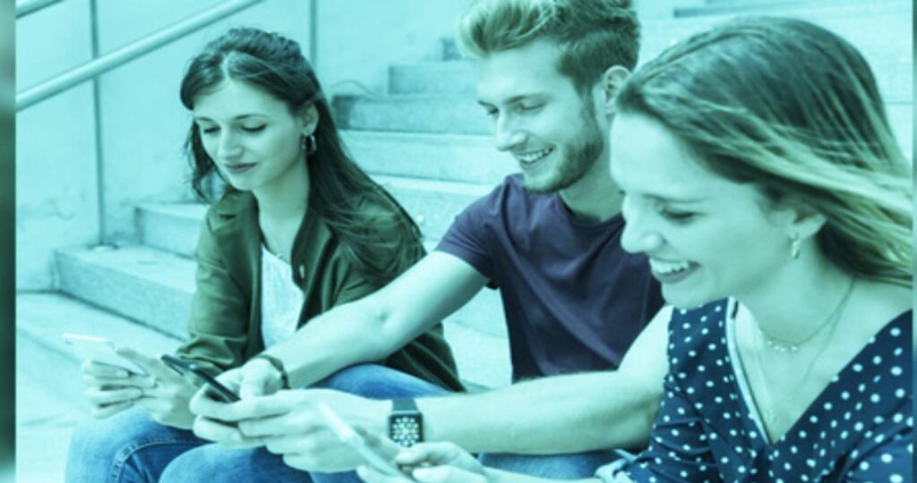 How the Internet has changed our Life? - Tech Reviews Corner