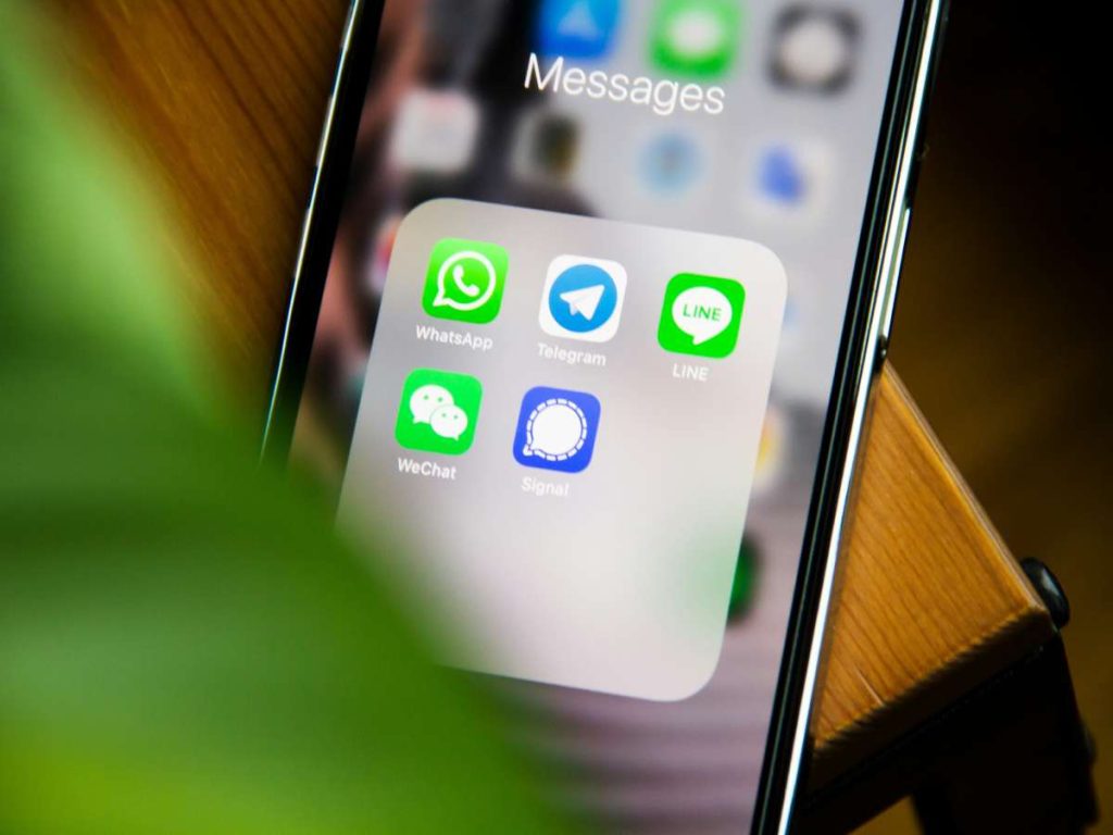 7 Tips for Using SMS Texting to Boost Your Business